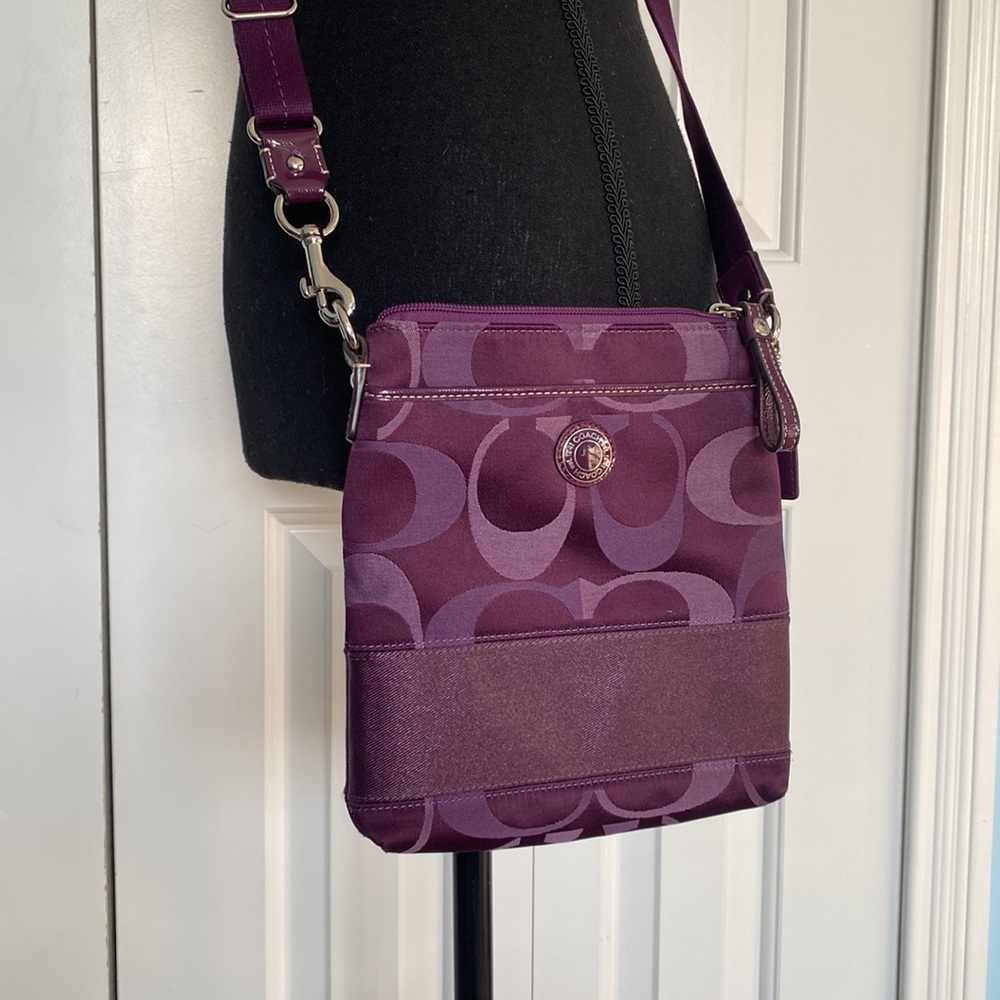 Rare Vintage Purple Logo Coach Crossbody Bag - Gem